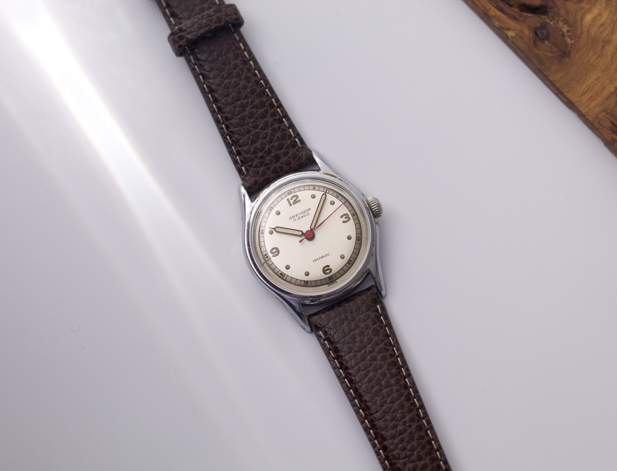 [Serviced] 1940s Greygor Aged Silver Dial Men's Wrist-Watch – Mecalco & Co.