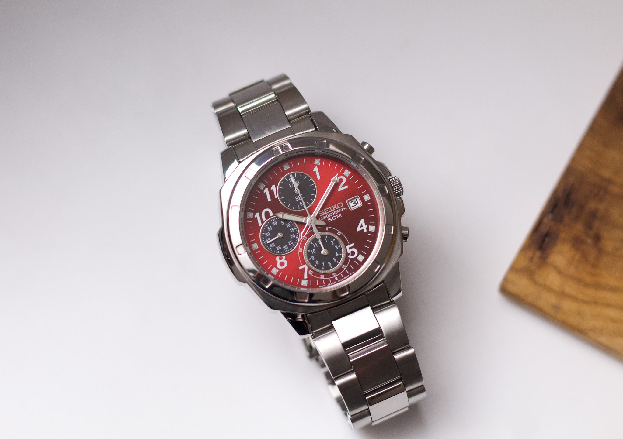 2009 Seiko Chronograph Red Dial Men's Quartz Wrist-Watch – Mecalco & Co.